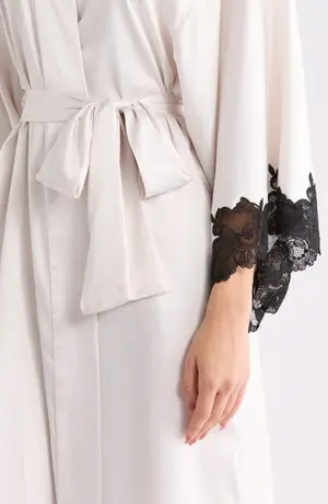 Natori Peony Glamour Satin Robe