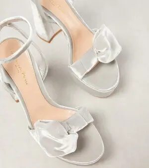 GIANVITO ROSSI 70 Bow-detail Velvet Platform Sandals - Silver