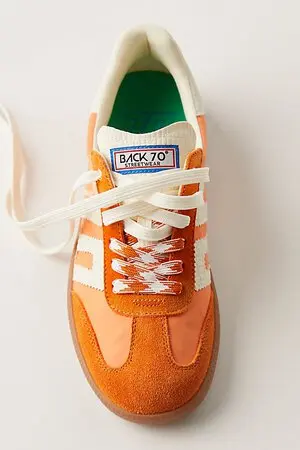 BACK 70 Ghost Low-Top Sneakers Orange