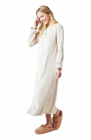 SOFTIES Serenity Sweetheart Neck Zip Robe