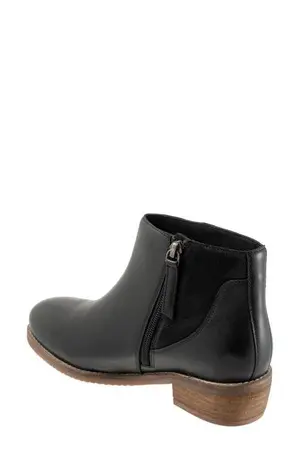 Softwalk Racine Bootie - Black