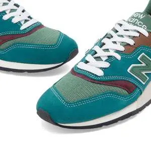 NEW BALANCE U997tb Sneakers - Green