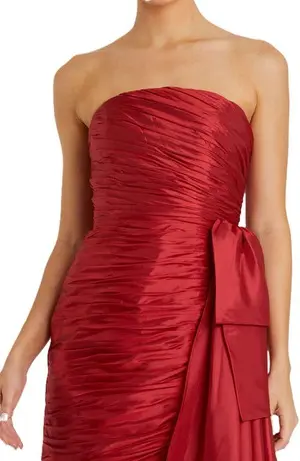 Mac Duggal Strapless Ruched Mini Dress - Red