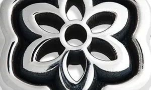 Good Art Hlywd Cutout Frame Lotus Pendant