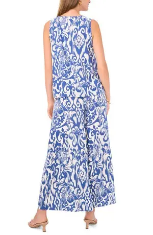 Vince Camuto V-neck Sleeveless Top