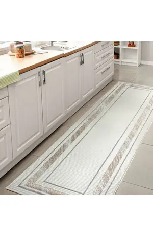 JONATHAN Y Athens Classic Border Marble Pattern High-low Area Rug - Silver/gold