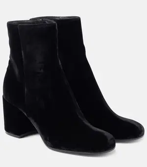 GIANVITO ROSSI Joelle 70 Velvet Booties