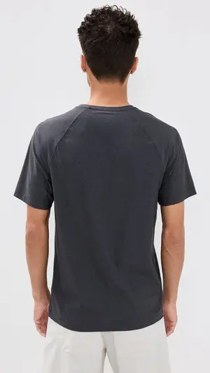 RHONE Reign Short Sleeve Tee - Black Heather