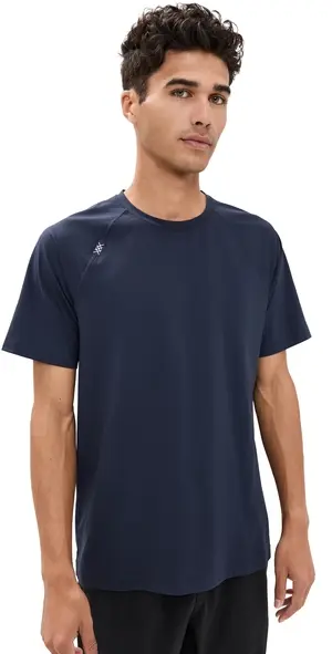 RHONE Reign Short Sleeve T-shirt - True Navy