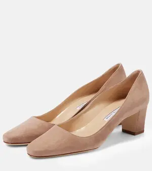Manolo Blahnik Okkatopla Suede Pumps - Neutrals