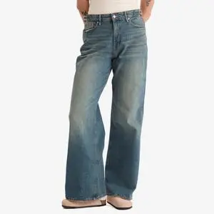 Good American Good Ease Adjustable Tab Baggy Jeans