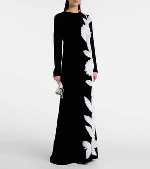 Costarellos Floral Appliqué Crêpe Gown