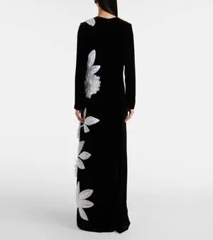Costarellos Floral Appliqué Crêpe Gown
