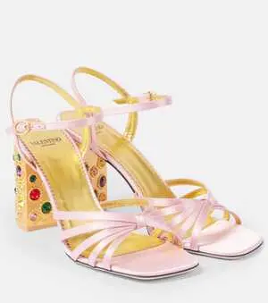 Valentino Garavani Preshoes 90 Embellished Satin Sandals - Pink