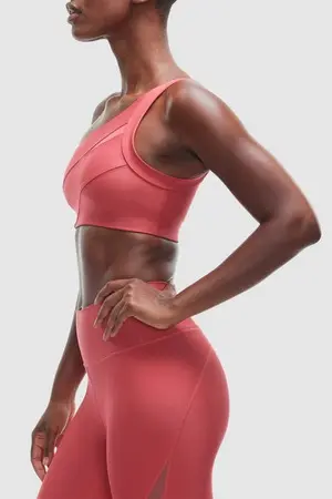 PELOTON Endurance Light One Shoulder Bra - Brick Red