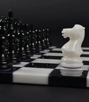 PURLING Stone Chess Set