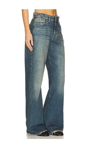 Good American Good Ease Adjustable Tabs Jeans