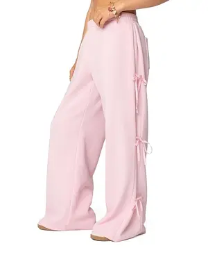EDIKTED Claudette Baggy Ribbon Sweatpants - Pink