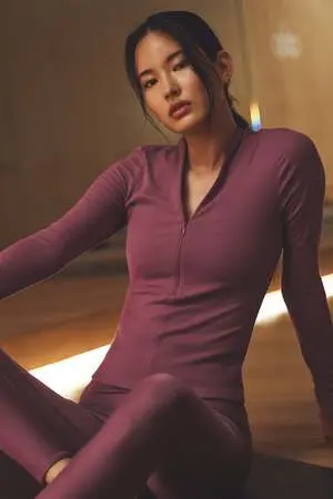 Alo Yoga Ribbed Long Sleeve Top - Burgundy Truffle