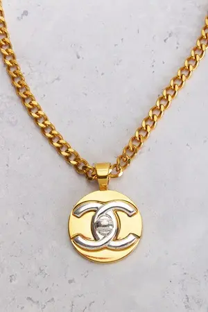 Chanel 1997 Cc Turnlock Pendant Necklace