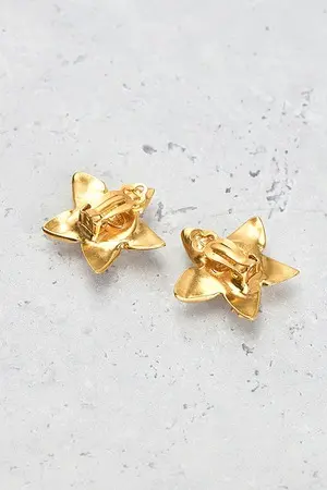 Chanel 1996 Pearl Star Clip-on Earrings