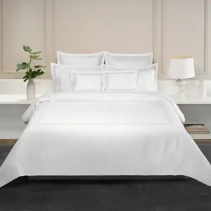AMALIA HOME COLLECTION Dalila Sateen Standard Pillowcase Set - White/silver