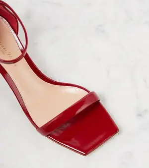 GIANVITO ROSSI Rhys 55 Patent Leather Sandals - Red
