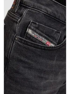 DIESEL® 1978 D-akemi Jeans