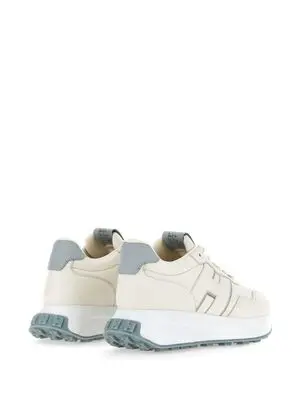 Hogan Logo-patch Sneakers - Neutrals