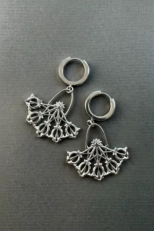 ASTOR & ORION Daphne Earrings - Silver