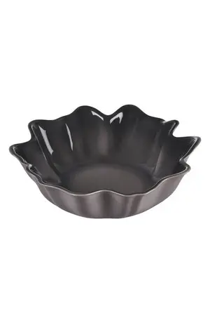 LE CREUSET Iris Stoneware Ruffle Serving Bowl - Oyster