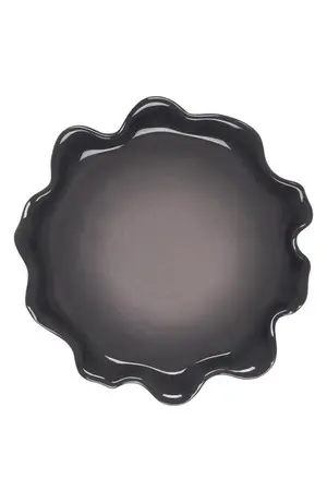 LE CREUSET Iris Stoneware Ruffle Platter - Oyster