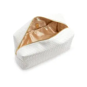 TRVL DESIGN Woven Cosmetic Pouch - White