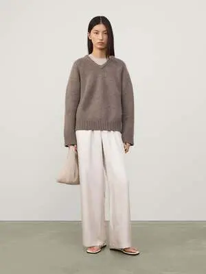 LISA YANG The Oia Sweater - Truffle