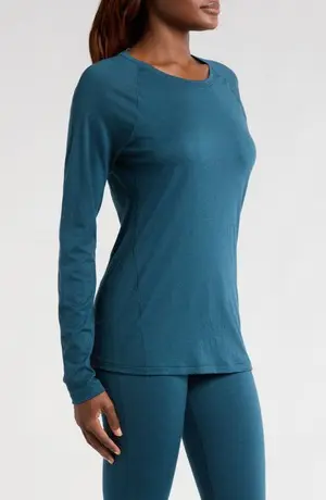 Smartwool Classic All-season Merino Wool Blend Base Layer Long Sleeve Top