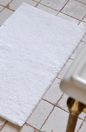 CHRISTY Deep Pile Thick Non-slip Bath Rug - White