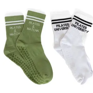 PILATES UNIVERSITY 1883 Classic Nonslip Grip Crew Socks 2 Pack - White/ Olive