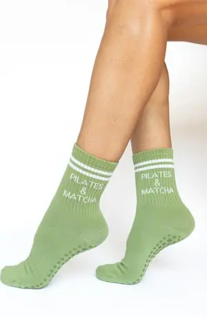 PILATES UNIVERSITY 1883 Classic Nonslip Grip Crew Socks 2 Pack