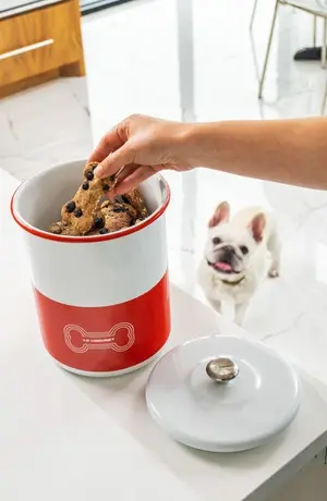 LE CREUSET Dog Treat Jar - Red