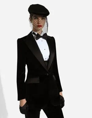 Dolce & Gabbana Single-breasted Velvet Tuxedo Jacket - Black