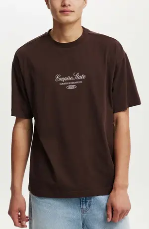 COTTON ON Box Fit Text T-shirt Dark Oak Empire State
