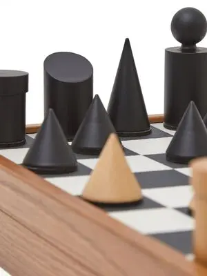THE CONRAN SHOP Milos Chess Set