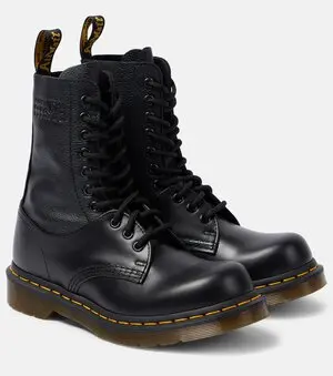 MAISON MARGIELA X Dr. Martens 1490 10-eye Leather Combat Boots - Black