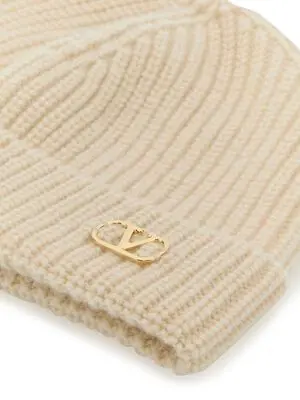 Valentino Garavani Vlogo Signature Knitted Cashmere Beanie - Neutrals