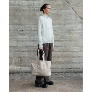 DB JOURNEY Essential 16l Tote - Beige