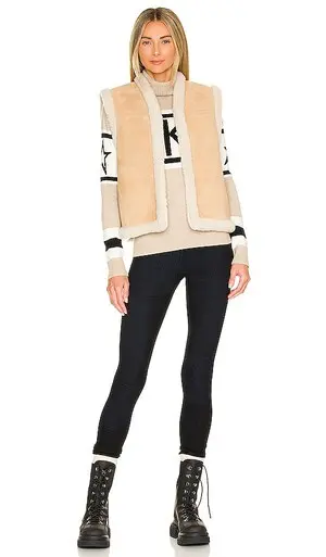 Perfect Moment Schild Sweater