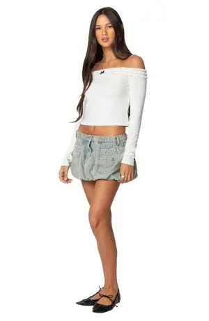 EDIKTED Gia Ruffle Off The Shoulder Top