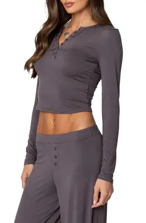 EDIKTED Long Sleeve Crop Henley - Gray
