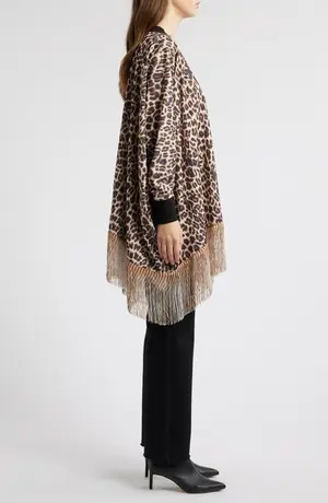 NIKKI LUND Leisa Faux Poncho
