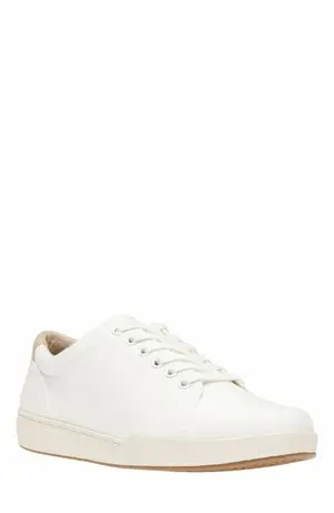 ABEO Encore Sneaker - White Canvas - Regular
